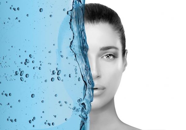 The 17 Best Alkaline Water Brands of 2024 [Expert Choice]